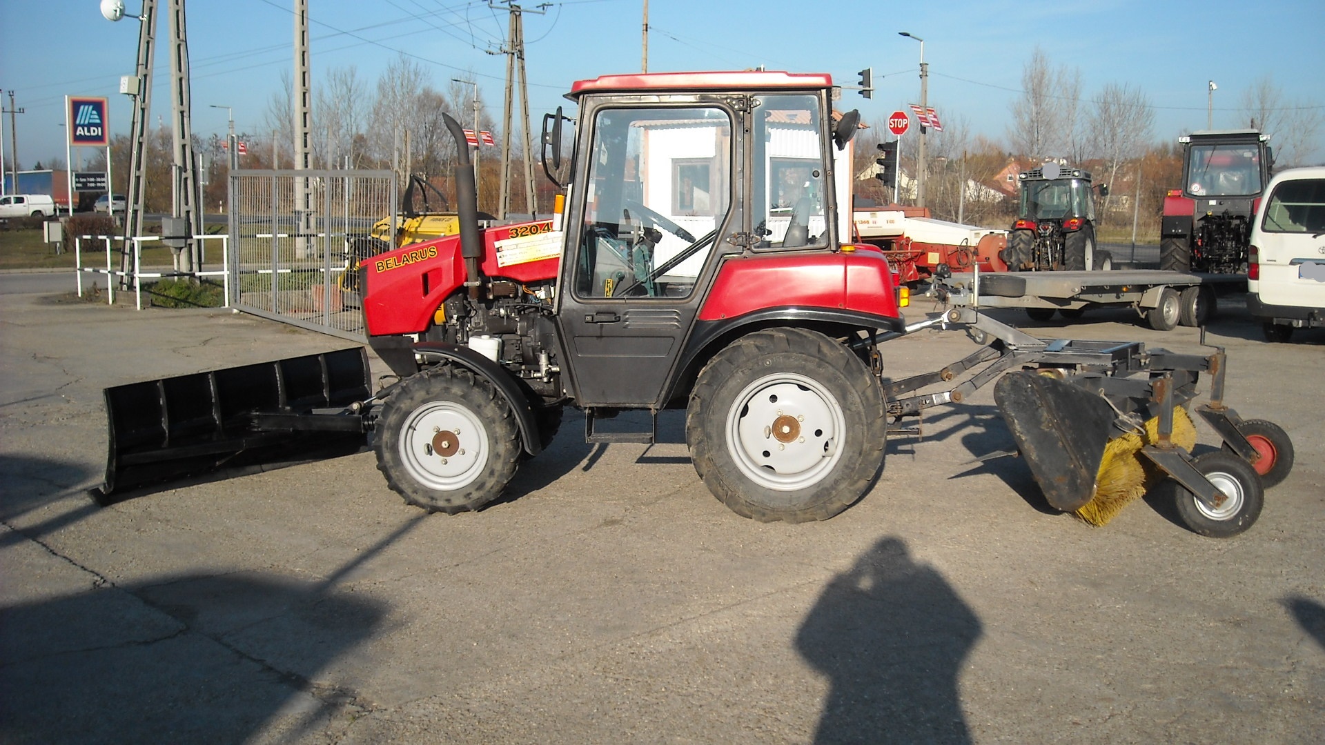 Traktor – Bátor AgroTrade Kft.