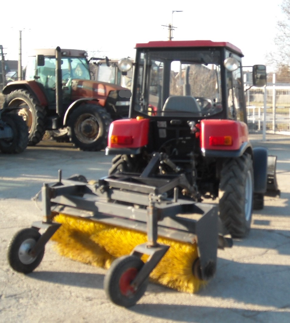 Traktor – Bátor AgroTrade Kft.